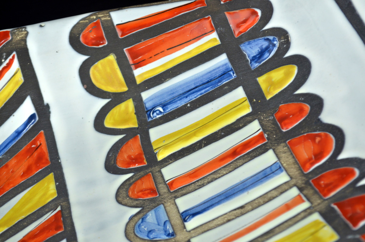 Ceramic Dish with banded design | RogerCapronUSA